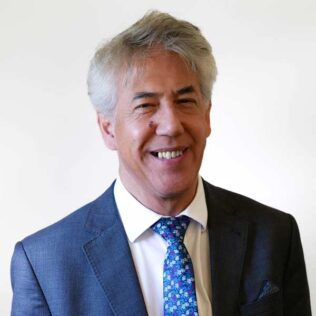 Dr Tim Wang | Surrey Cardiovascular Clinic